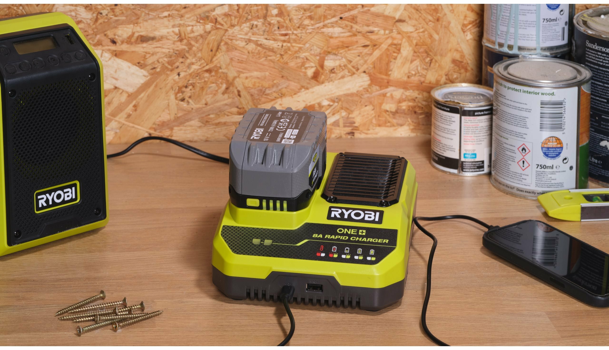 RYOBI RC18180 18V ONE+ snellader - 5133006262 | Klium